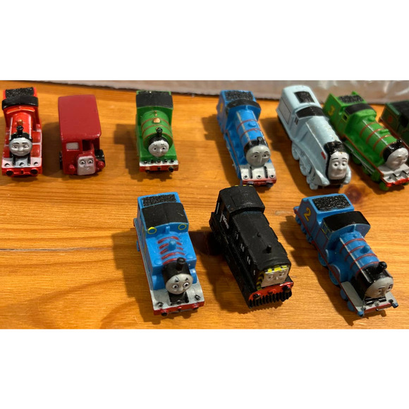Thomas & Friends | Toys | Mini Thomas Friends Molded Plastic Trains Lot ...